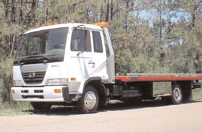 UD TRUCKS:UD2000